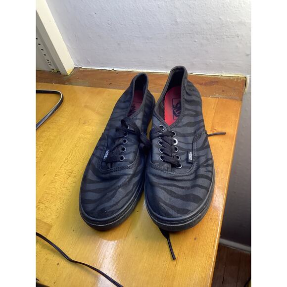 Vans | Shoes | Vans Sneakers Mens Black Zebra Skater Shoes Size 6 ...